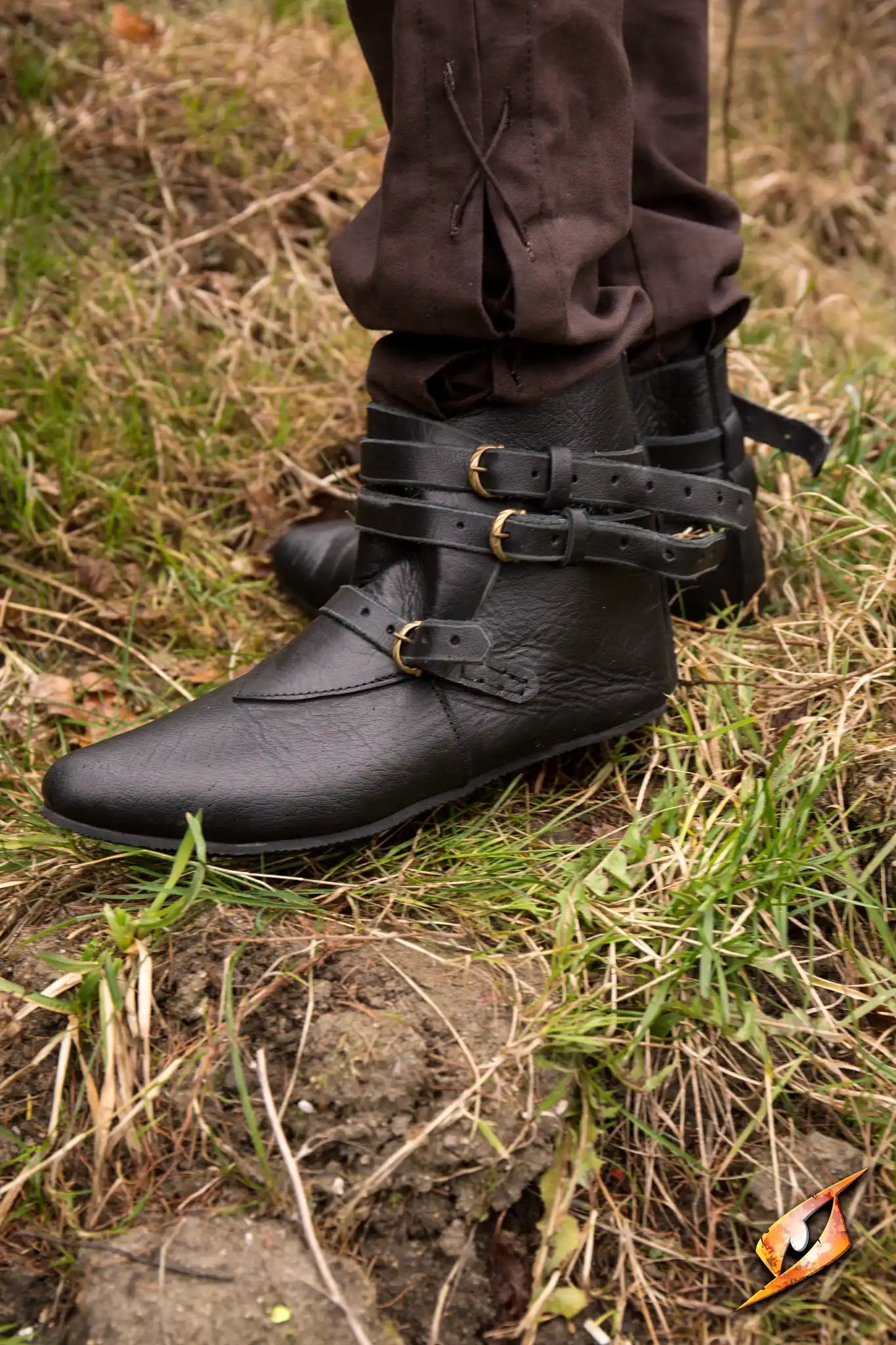 Godfrey Shoes - Medieval LARP Footwear | Epic Armoury