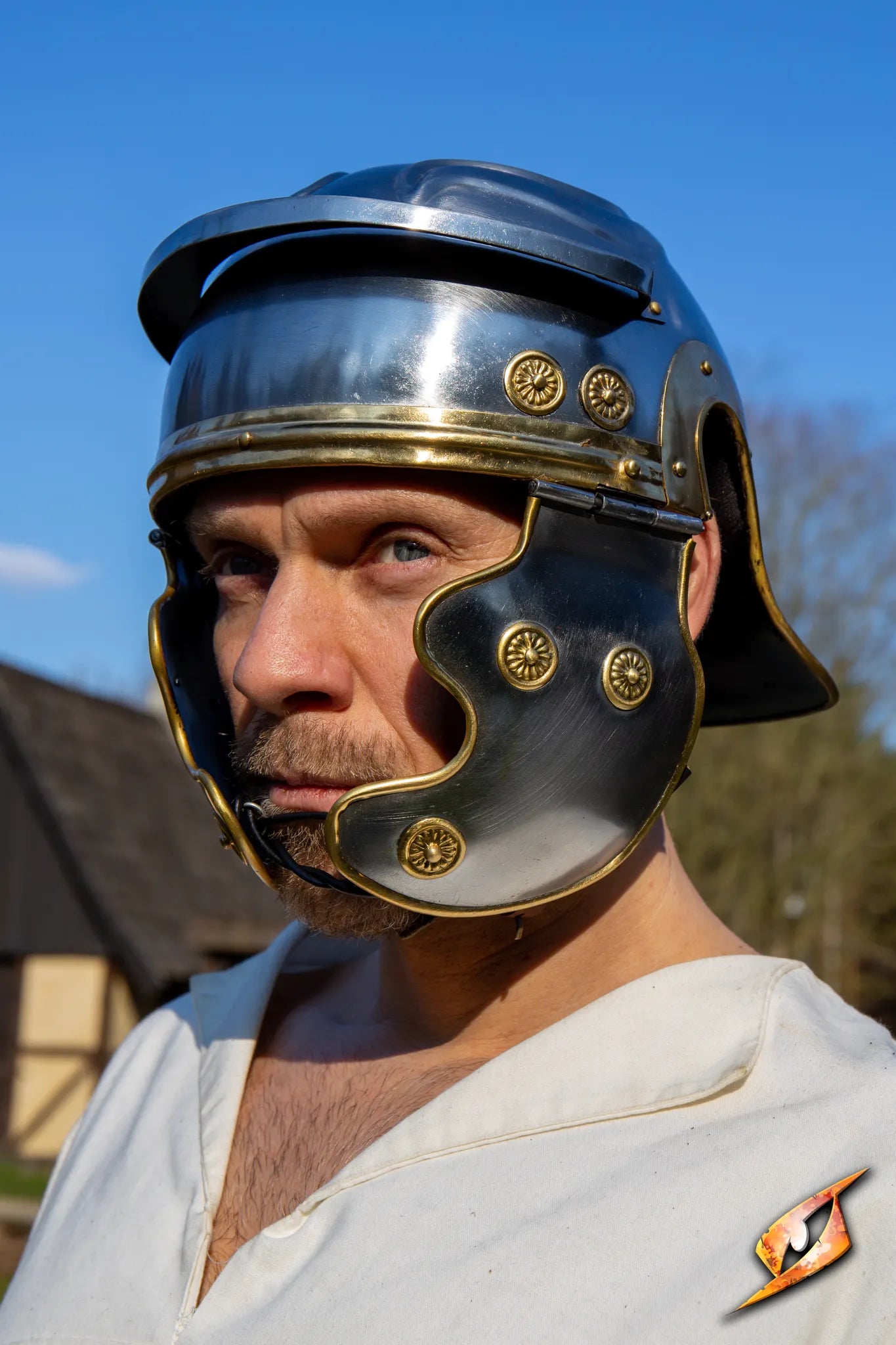 Galea Roman Helmet w. Red Plume | Epic Armoury
