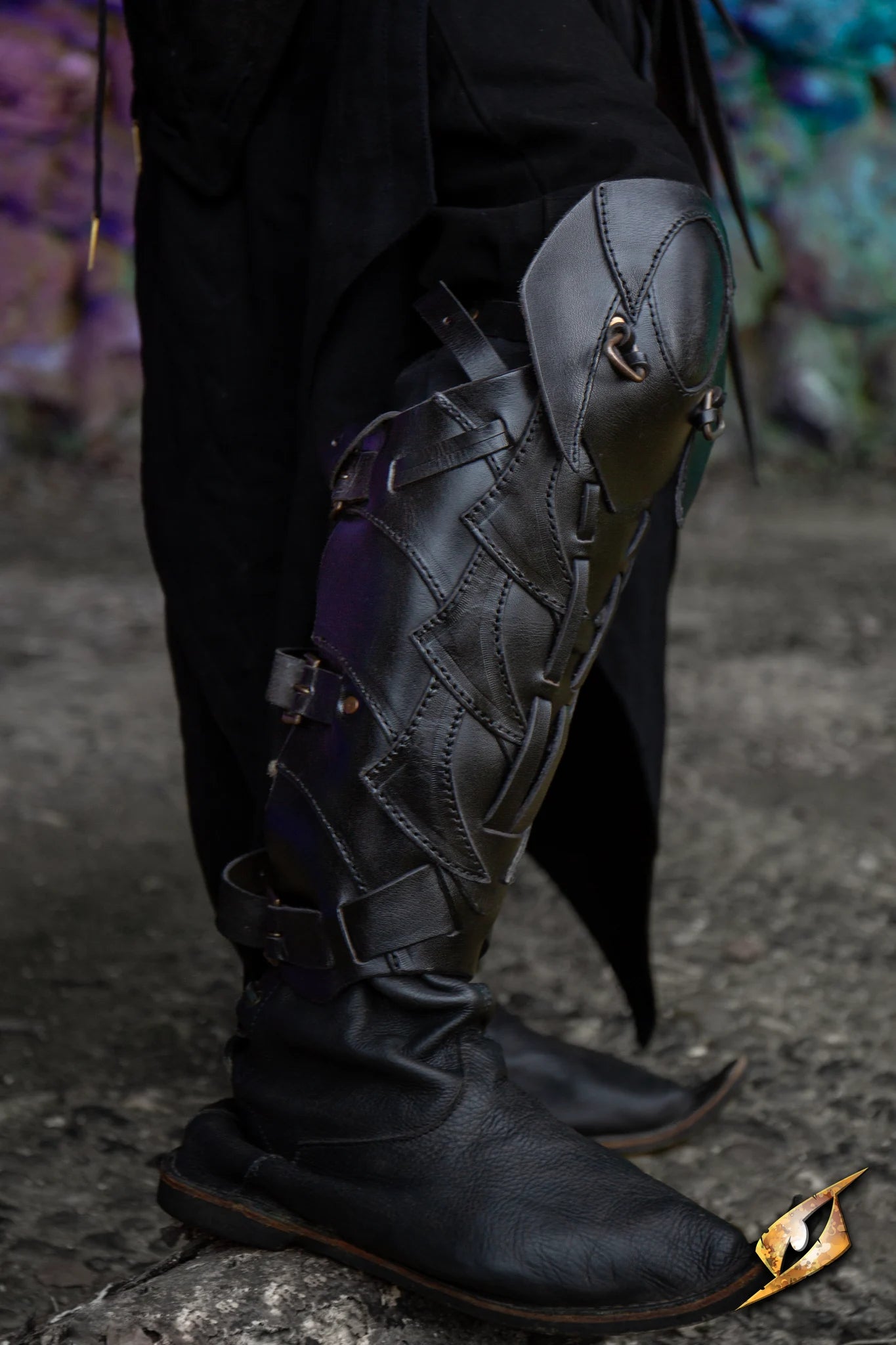 Shadow Greaves - Epic Leather Armoured Protection